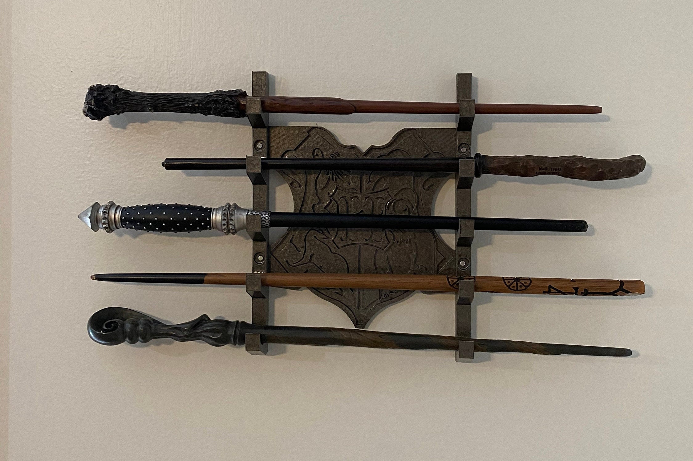 Hogwarts Wall-mounted Wand Rack - Etsy