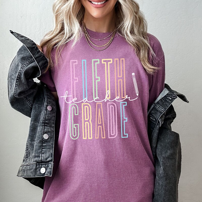 5th Grade Teacher Shirt - Etsy