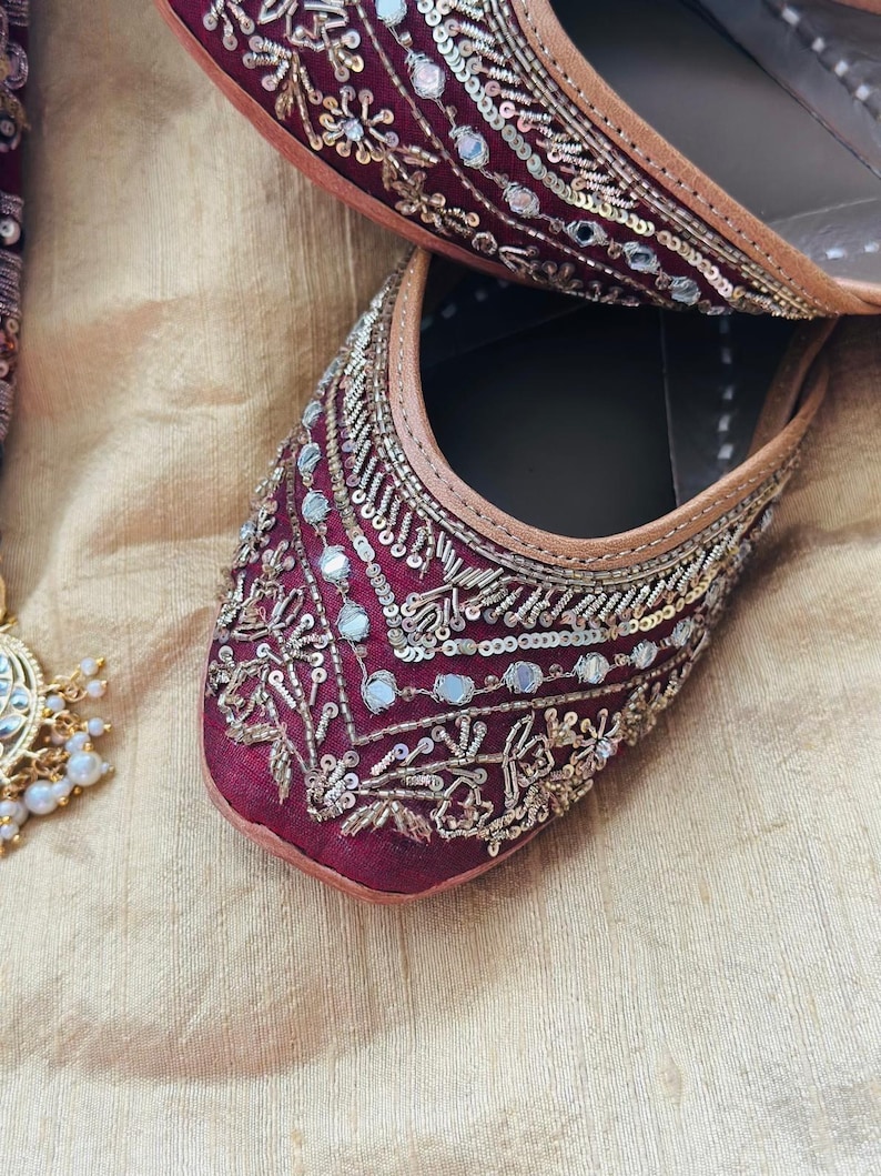 Maroon/ Deep Red/ Burgundy/ Wine Red Dupion Silk Base Juttis - Handmade ...