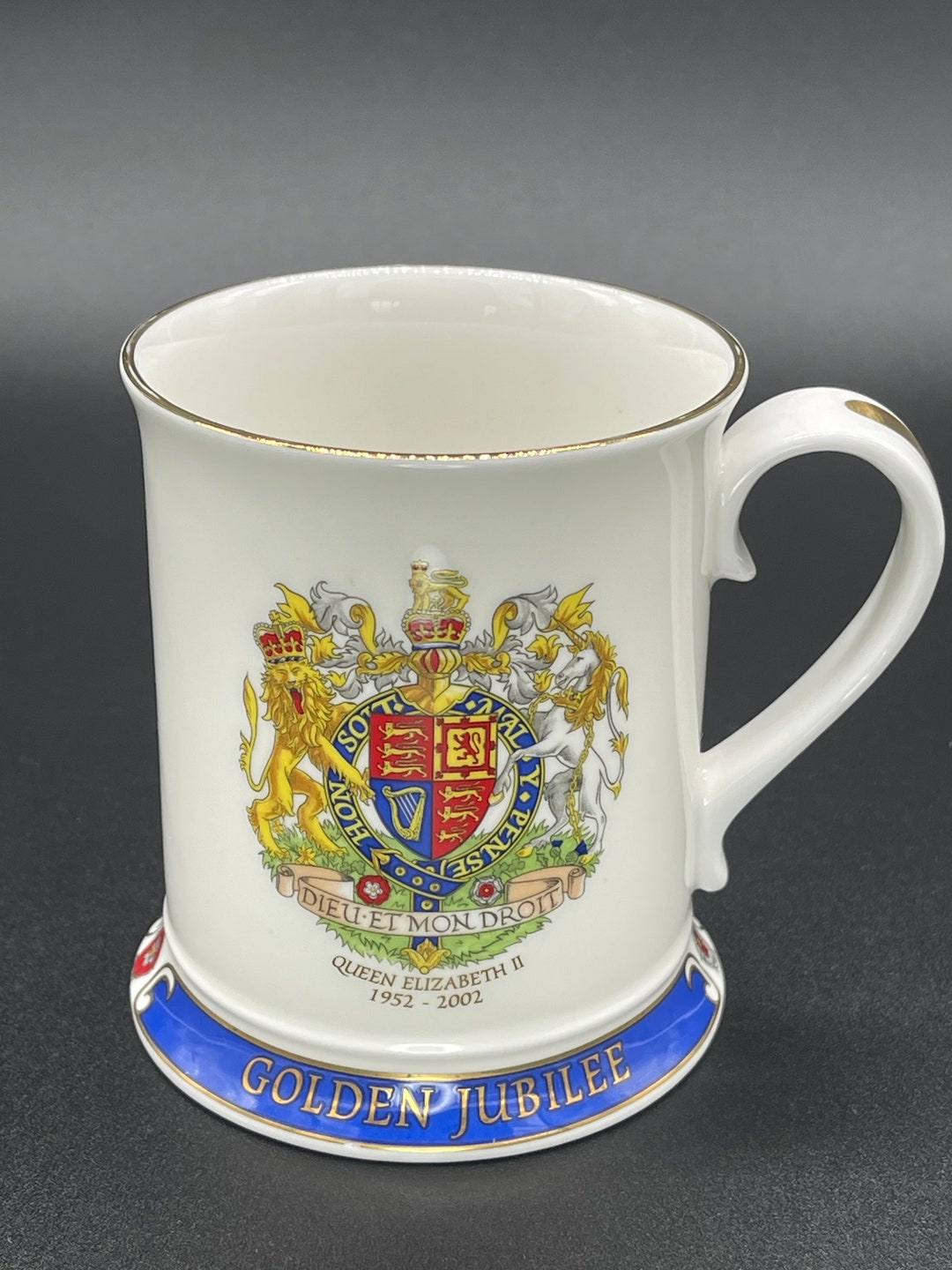 Stunning Queen Elizabeth II Golden Jubilee Cup. Ringtons Fine Bone ...