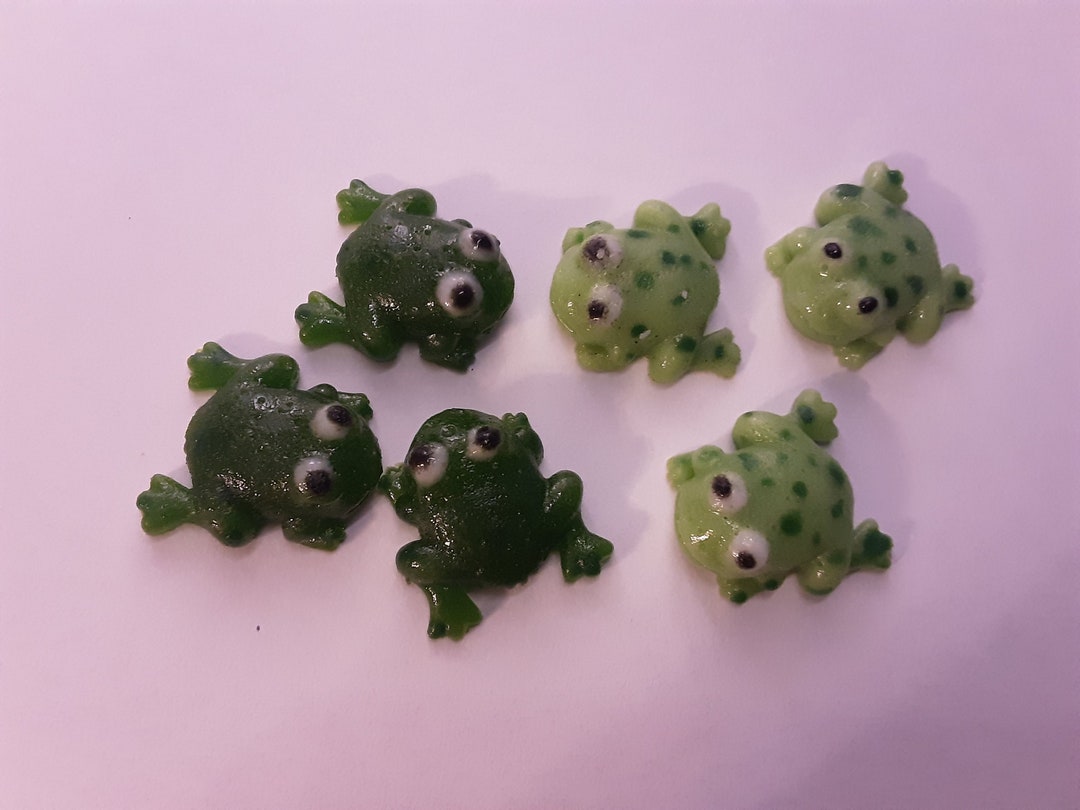 96 Coe Fused Glass Little Frogs, Fusing, Embellishments, Mosaic - Etsy