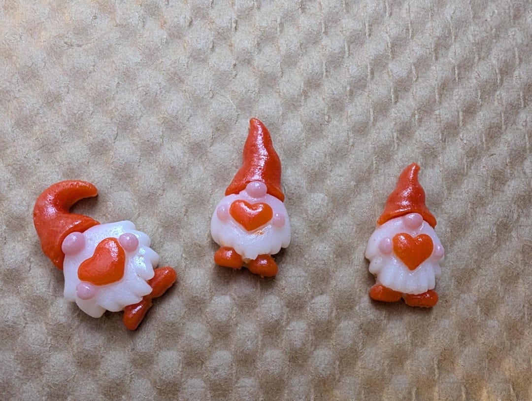 90 Coe Fused Glass Valentine Gnomes, Fusing, Embellishments, Mosaic - Etsy