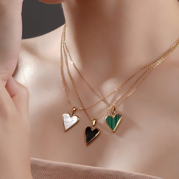 18K Set of Three Chains With Vine Chain With Lock Pendant, Paperclip ...