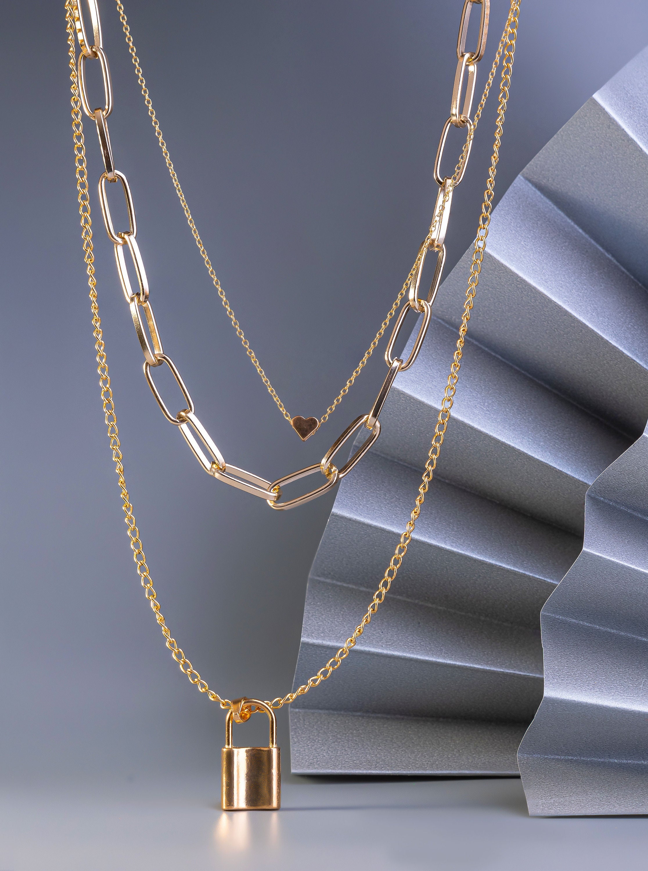 18K Set of Three Chains With Vine Chain With Lock Pendant, Paperclip ...