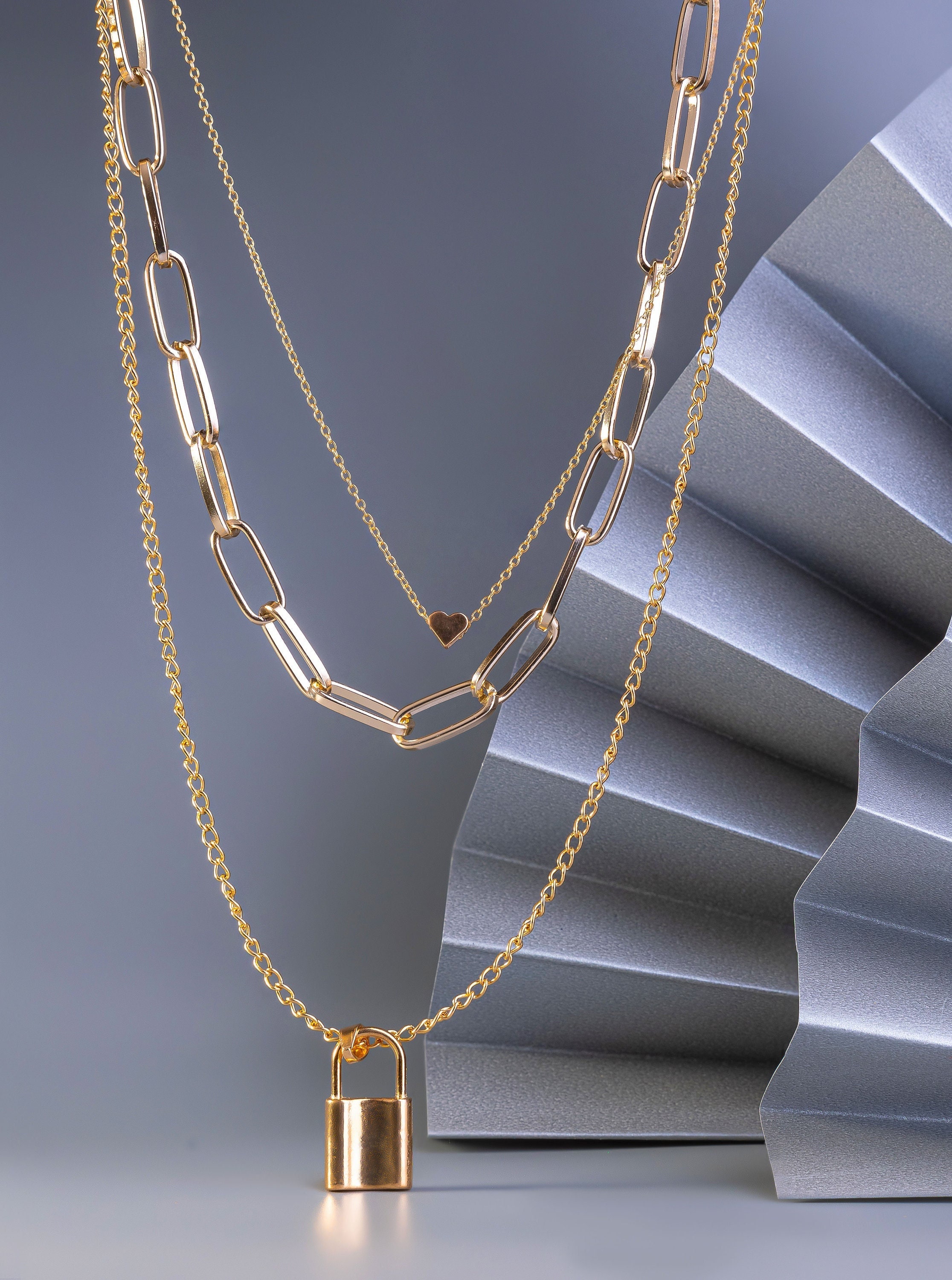 18K Set of Three Chains With Vine Chain With Lock Pendant, Paperclip ...