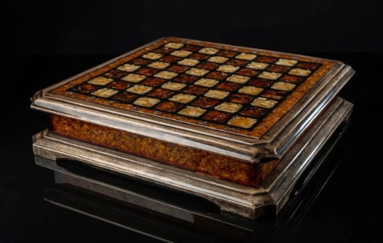 Luxury Chess Set With Inlay Amber Chess Figures wooden Amber Chess ...