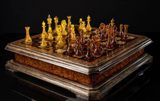 Luxury Chess Set With Inlay Amber Chess Figures wooden Amber Chess ...