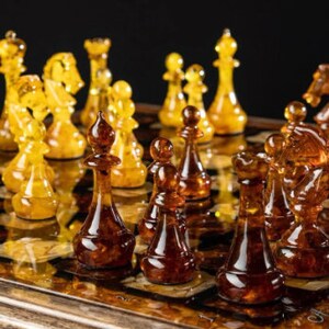 Luxury Chess Set With Inlay Amber Chess Figures wooden Amber Chess ...
