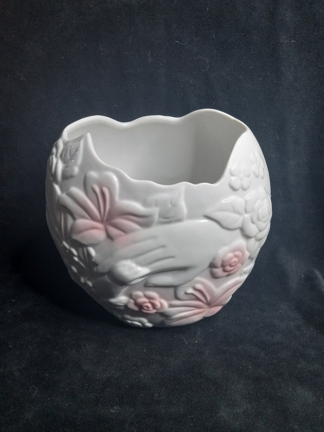 Vintage FTD 1993 Mother & Child Hands White and Pink Ceramic Planter ...