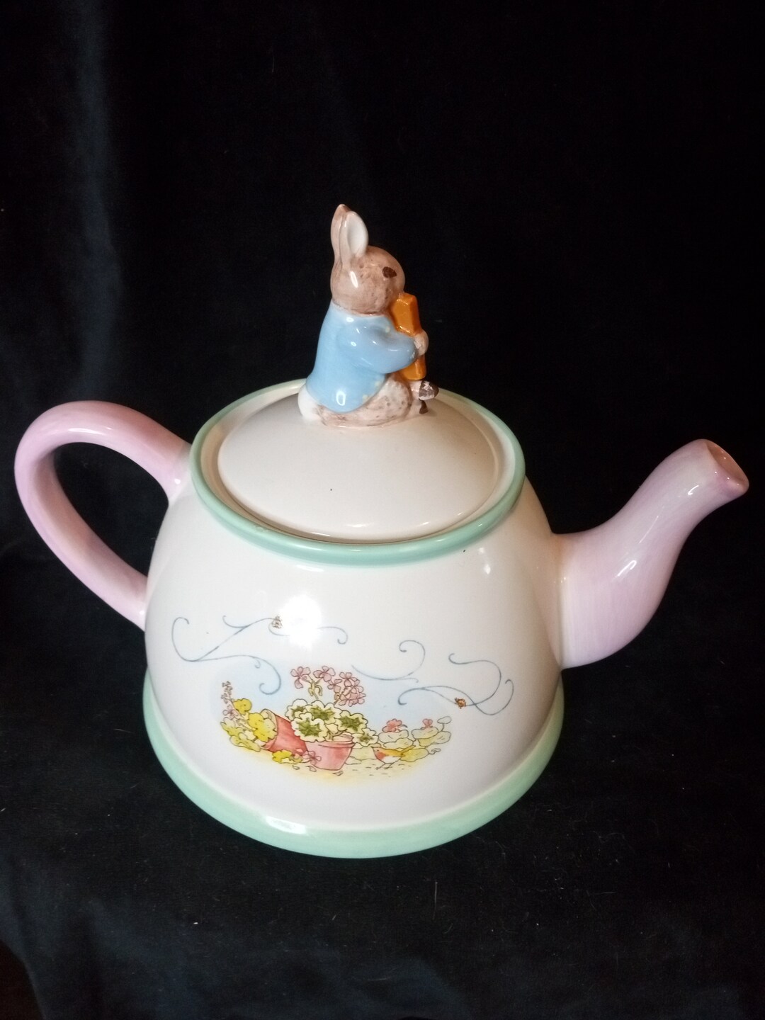 Peter Rabbit Tea Pot 2002 Beatrix Potter Ceramic Collection Teleflora ...