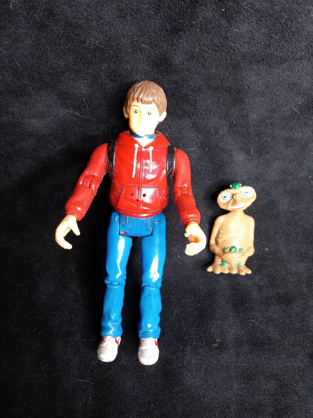 E .T. the Extraterrestrial Elliot Figure and E.T. Toysrus Exclusive ...