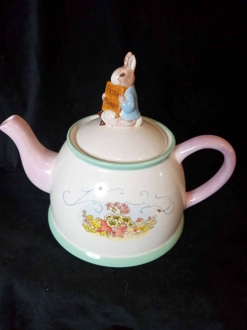 Peter Rabbit Tea Pot 2002 Beatrix Potter Ceramic Collection Teleflora ...