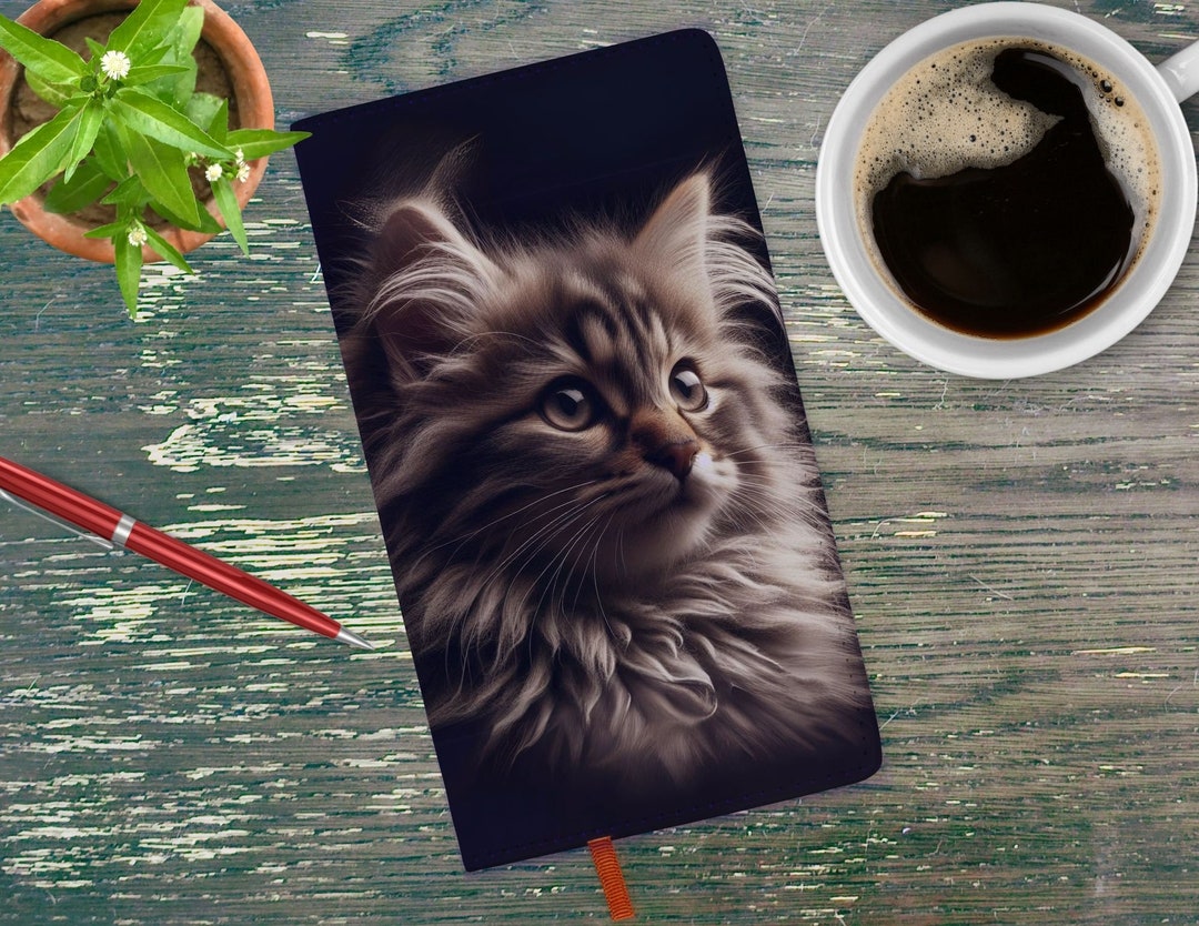 Adorable Maine Coon Kitten Design 4x7 PU Leather Journal 100 Sheets 200 ...