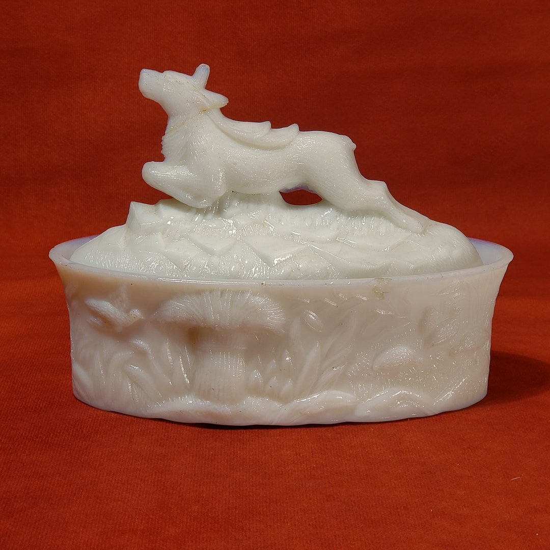 Vintage Rare Flaccus Milk Glass Covered Dish–deer Hart on Log - Etsy