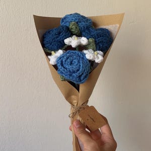 Crochet Blue Roses Bouquet Easy PDF Pattern - Etsy