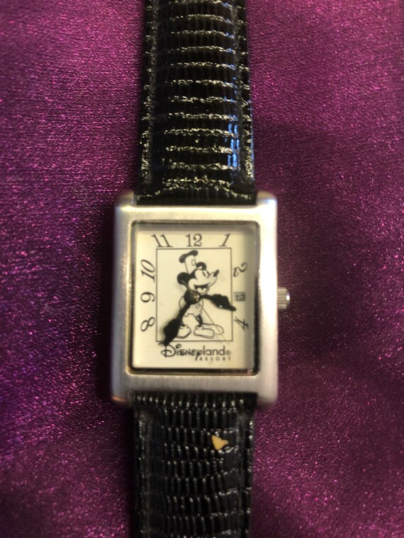 Men's Mickey Mouse Watch - Gem