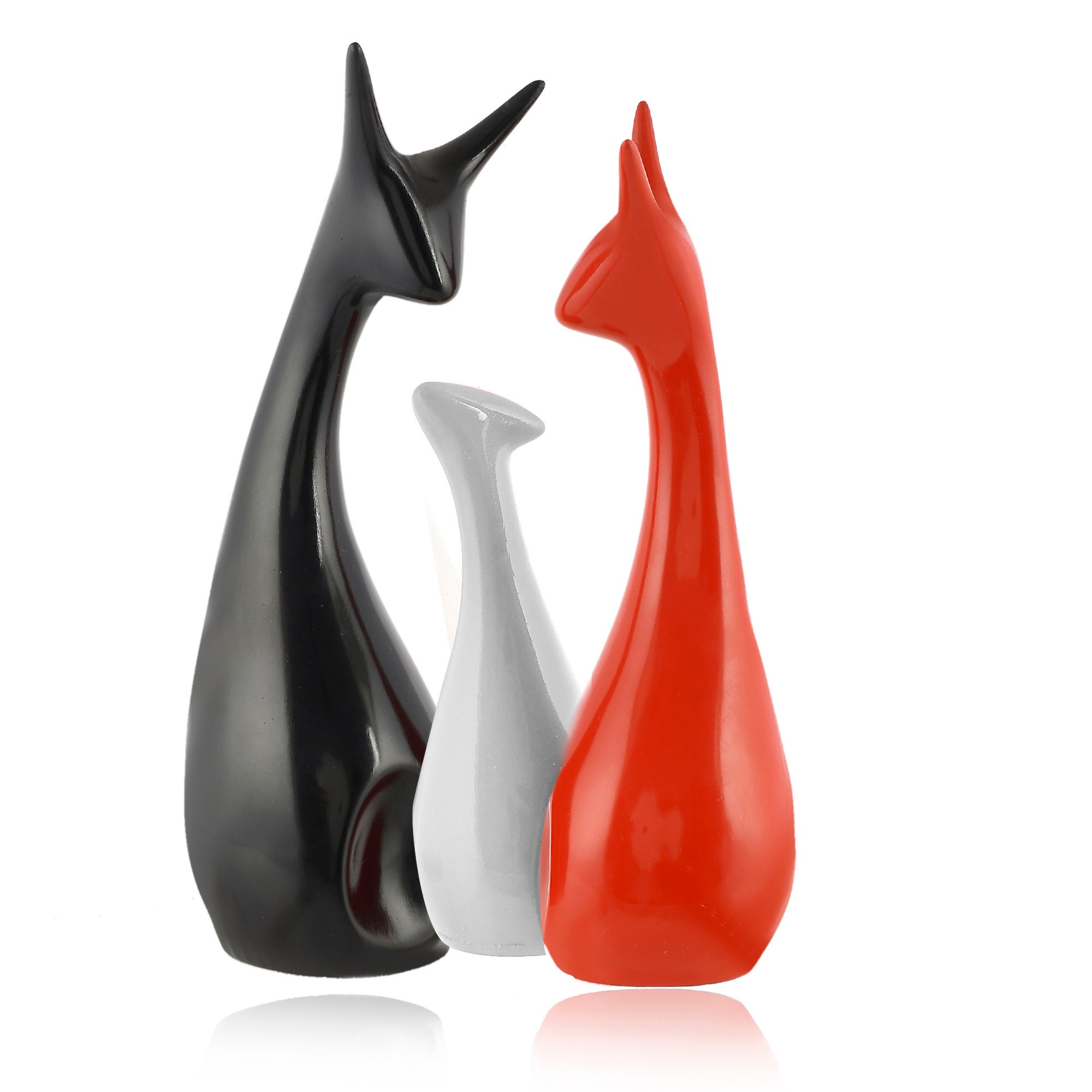 Handcrafted Resin Set of Three Statue for Deocr Gifting Table Décor ...
