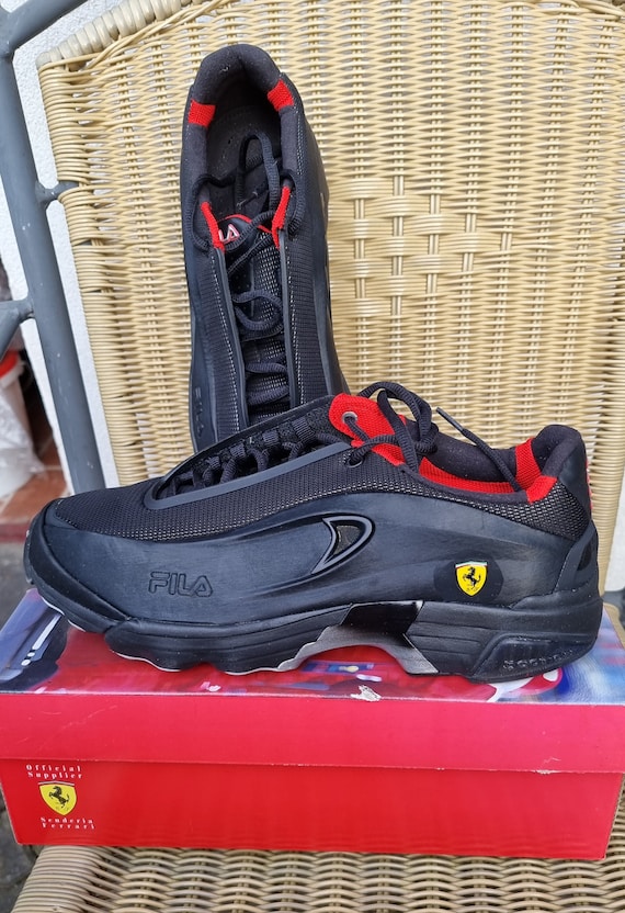 FILA Ferrari F1 sneakers in black with Ferrari red in… - Gem