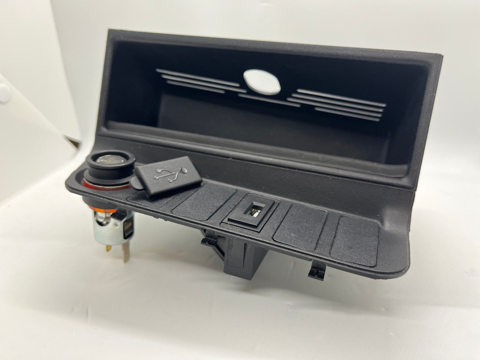 BMW E36 M3 USB Port 328/325/323/320/318/316 S50B30 S50B32 Coupe ...