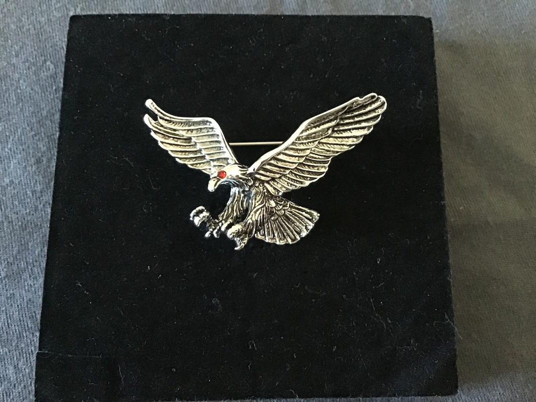 Detailed Vintage Eagle Brooch/pin Badge With Gift Bag - Etsy