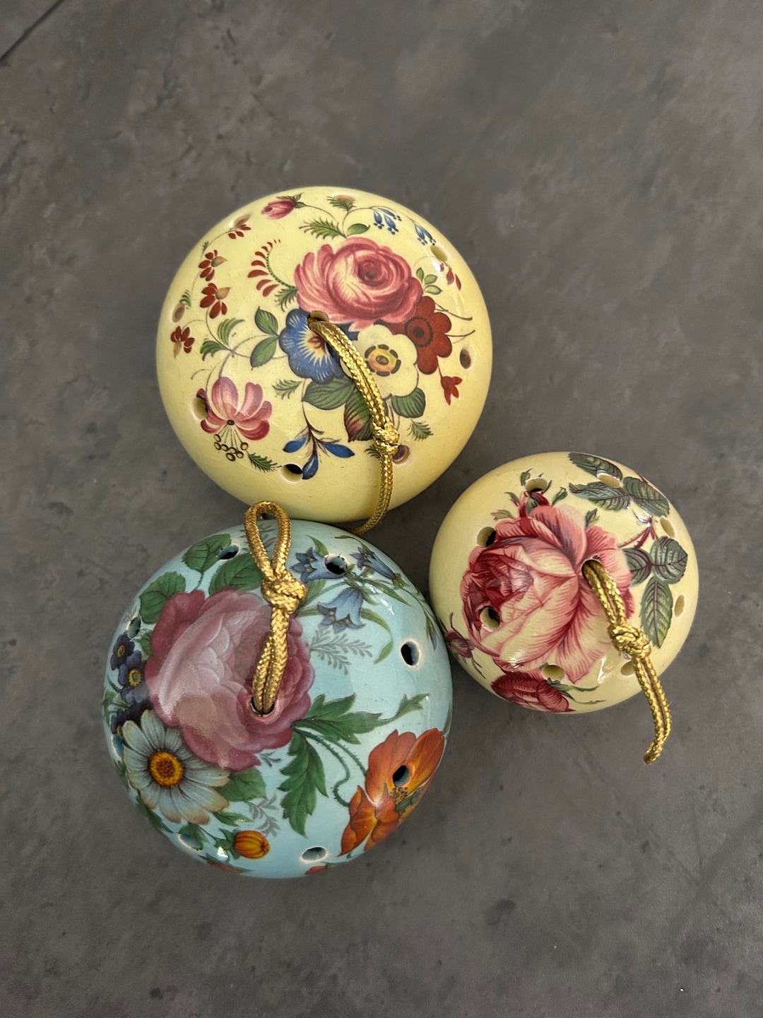 Vintage Ye Olde Ceramic Pomander Balls. Set of 3 Pomanders. - Etsy ...