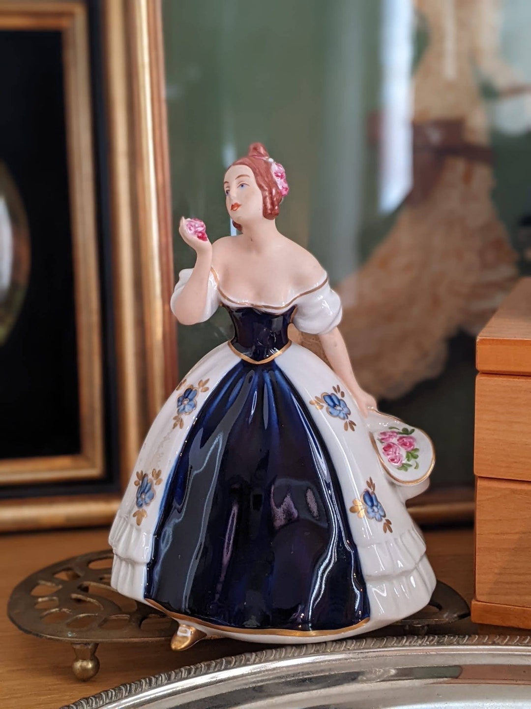 Royal Dux Bohemia Figurine. Royal Dux Lady Ornament. Vintage Figurine. - Etsy