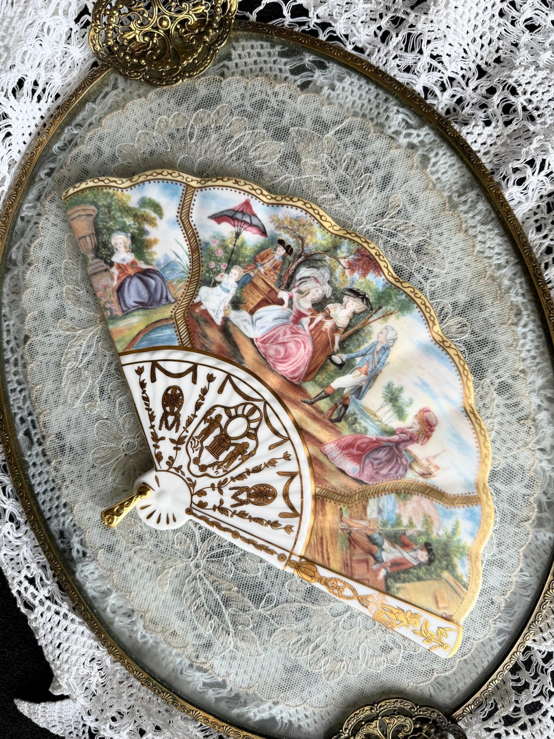 The Fans of the Fitzwilliam Museum. Compton & Woodhouse Fan. Decorative ...