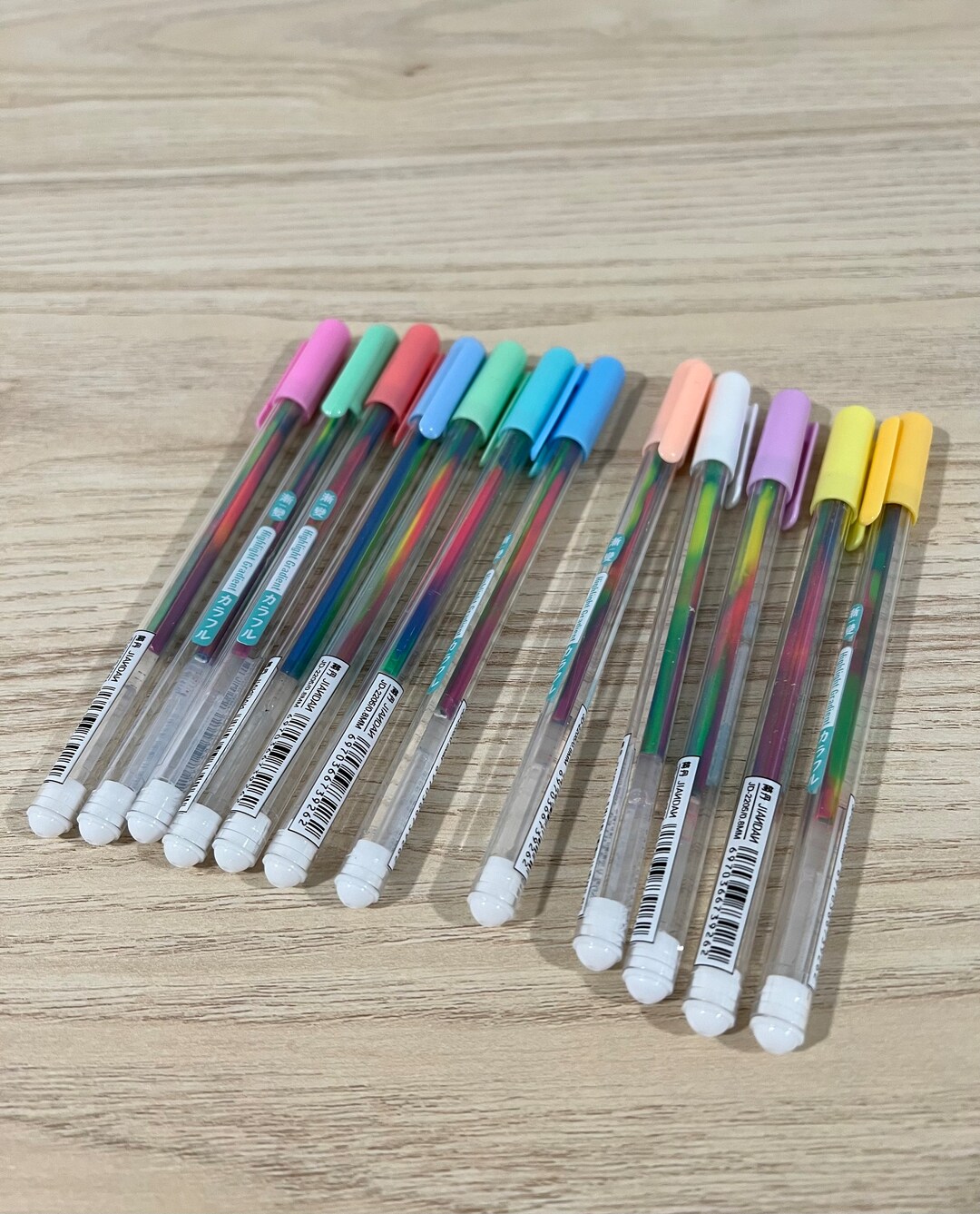 Multicolor Ink Pen: Ballpoint Pen With Rainbow Ink Flow, Radiant Flow ...