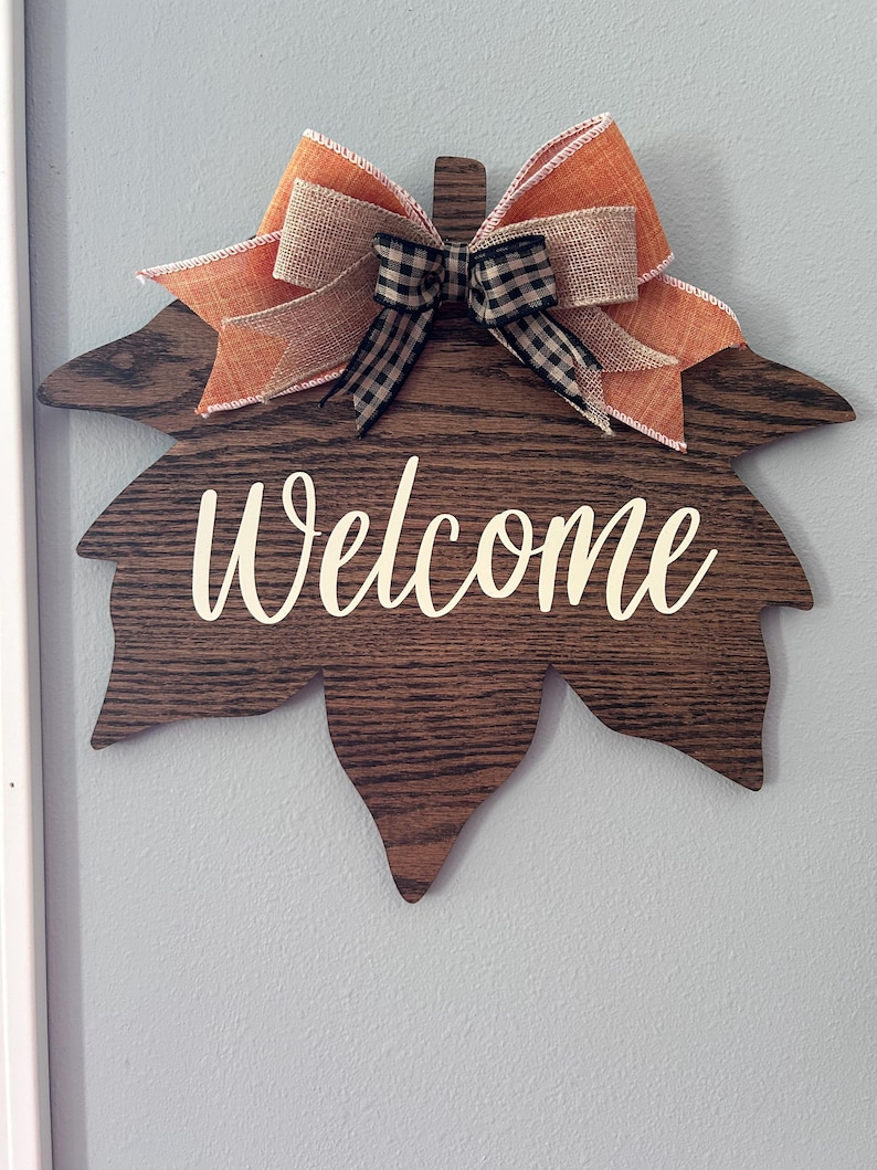 Maple Leaf Welcome Sign: Oak Fall Wall Decor With Burlap Ribbon - Etsy