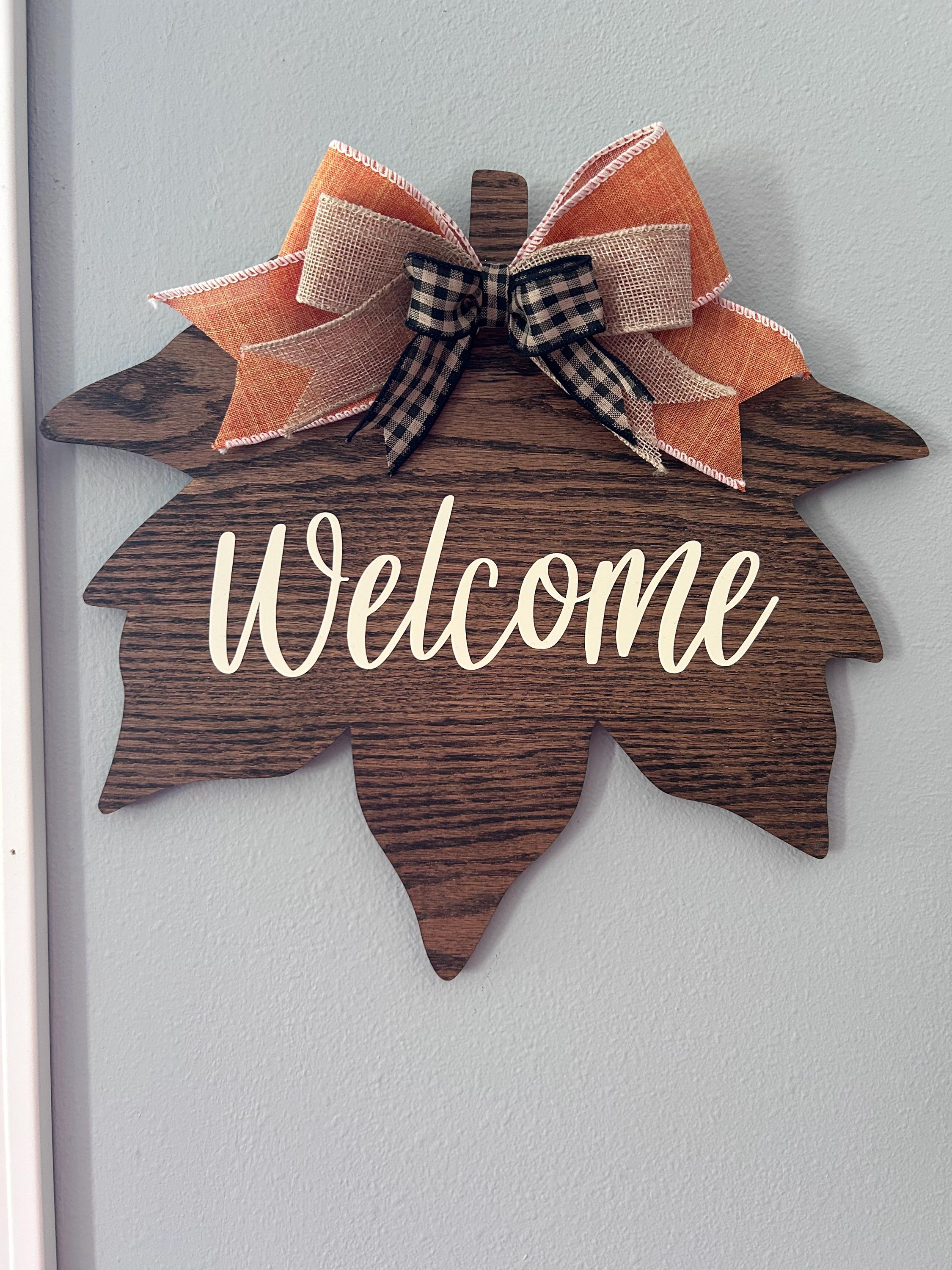 Maple Leaf Welcome Sign: Oak Fall Wall Decor With Burlap Ribbon - Etsy