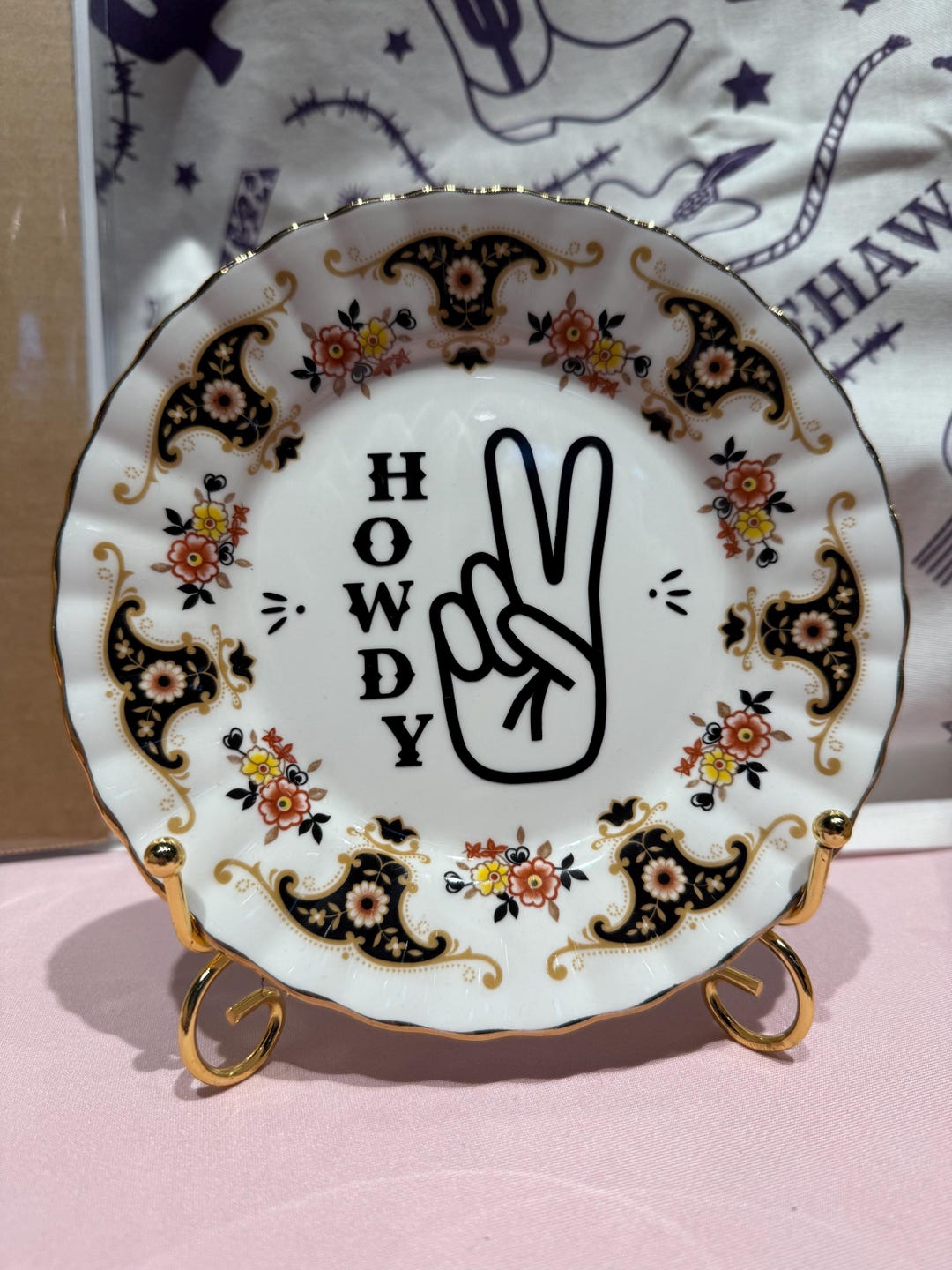 Howdy Cowboy Decorative Plate: Up-cycled Wild West Decor - Etsy