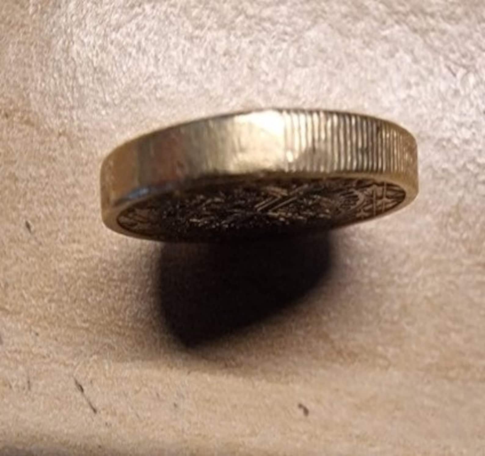 France 1 Euro – 2000:- A Tree, Symbolising Life, by the French Motto ...