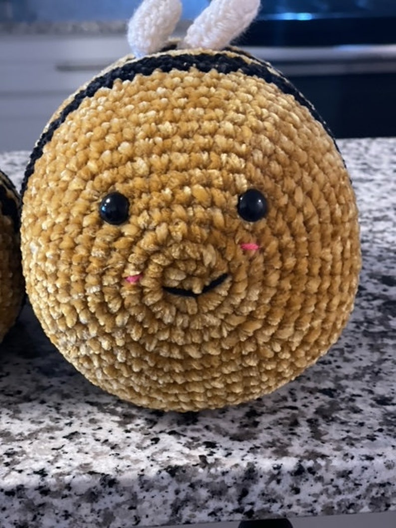 Velvet Bee Plushie 4 Pack - Etsy