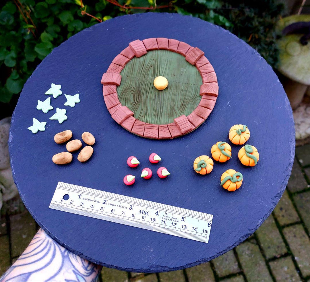 Lord of the Rings Inspired Hobbit Door Cake Topper, Edible Fondant ...