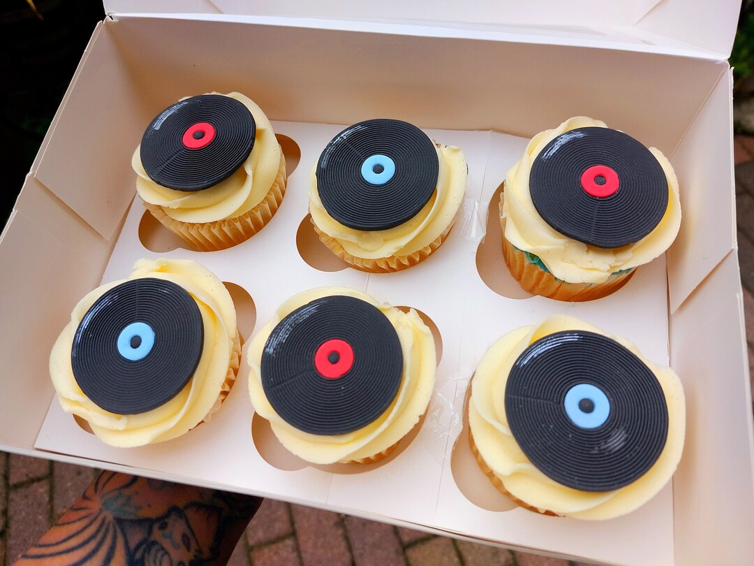 6 Edible Vinyl Disc Cupcake Toppers, Retro Cake Toppers, 70's Theme ...