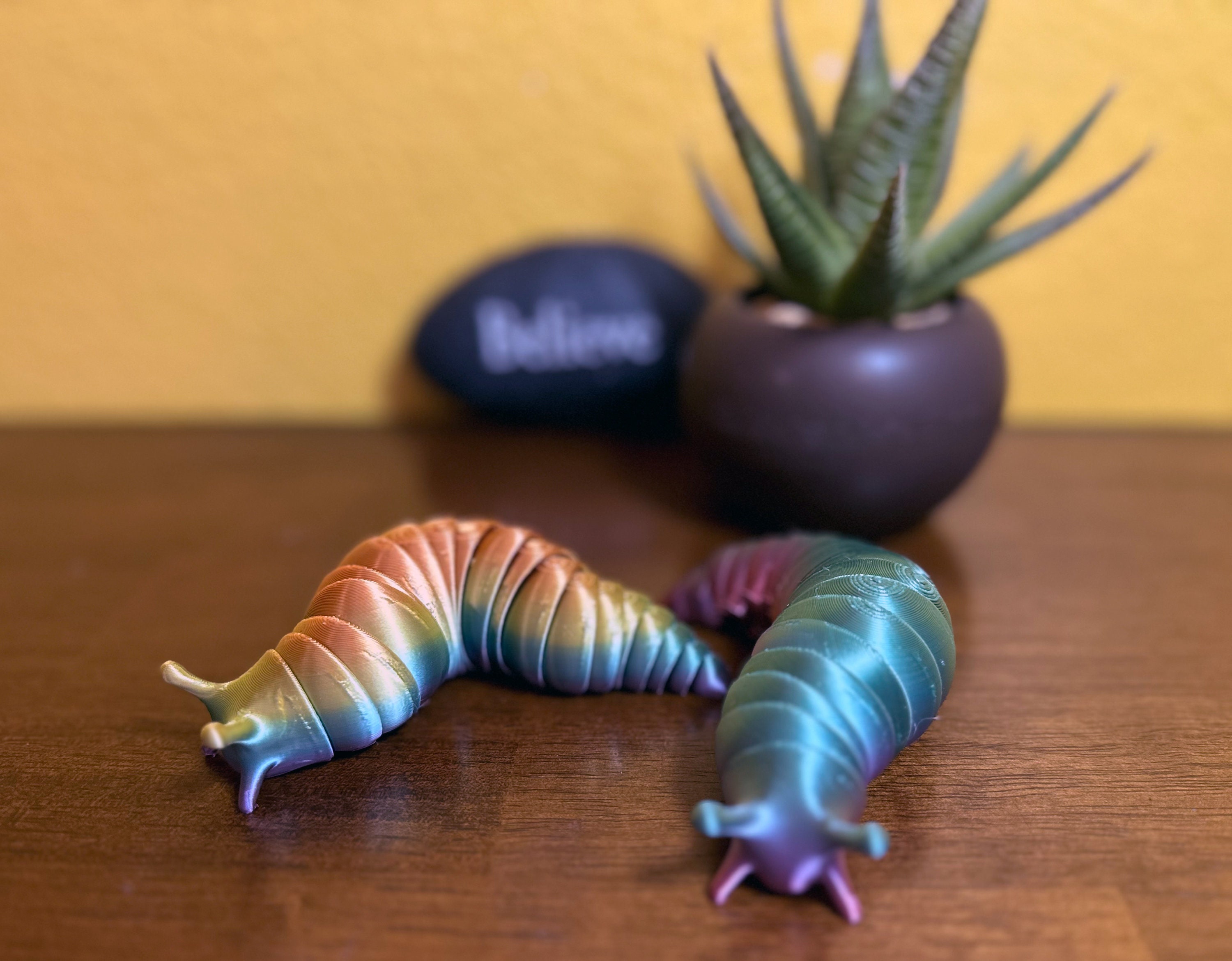 3D Printed Articulated Slug, Desk Toy, Fidget Toy, Gift, 3d Print ...