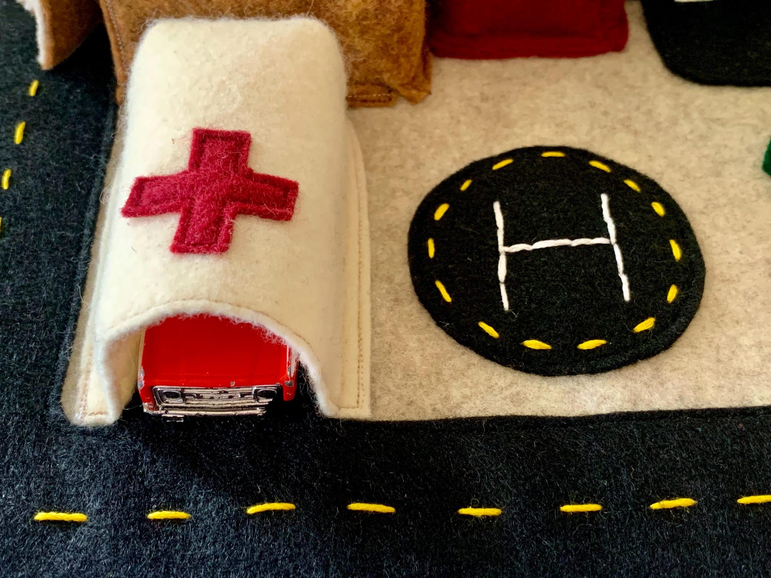 Felt Car Mat, Handmade Road Playmat, Foldable Travel Toy, Felt Car ...