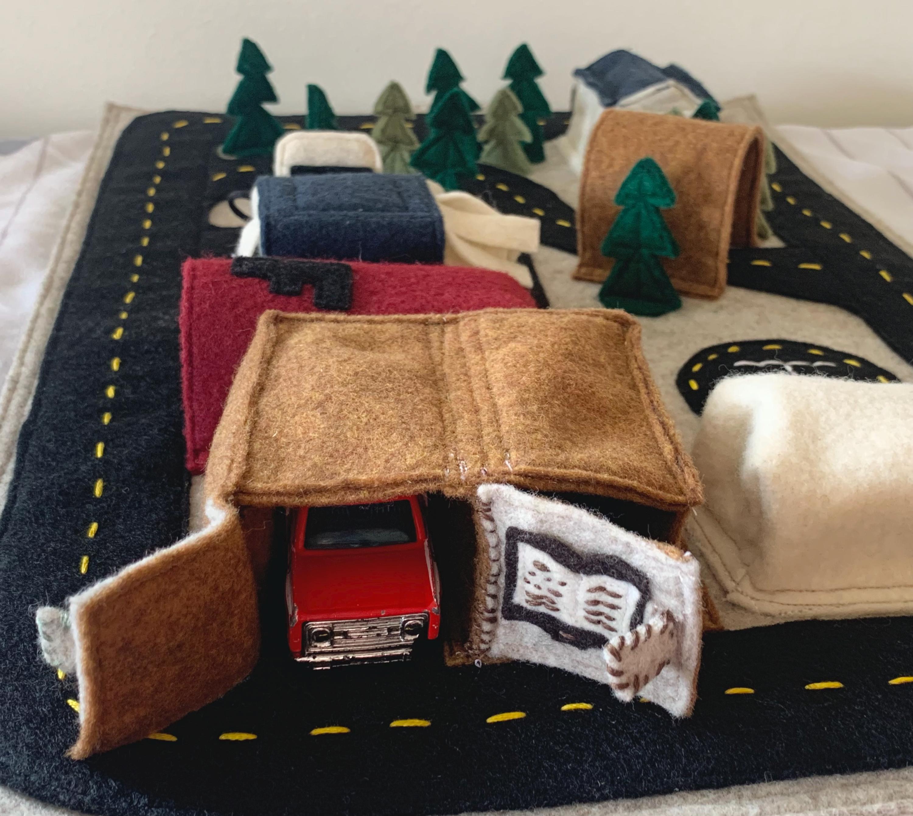 Felt Car Mat, Handmade Road Playmat, Foldable Travel Toy, Felt Car ...