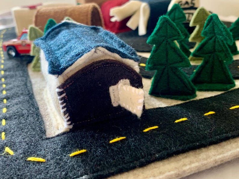 Felt Car Mat, Handmade Road Playmat, Foldable Travel Toy, Felt Car ...