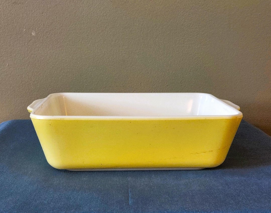 Vintage Pyrex MCM Daisy Yellow Casserole Baking Dish - Etsy