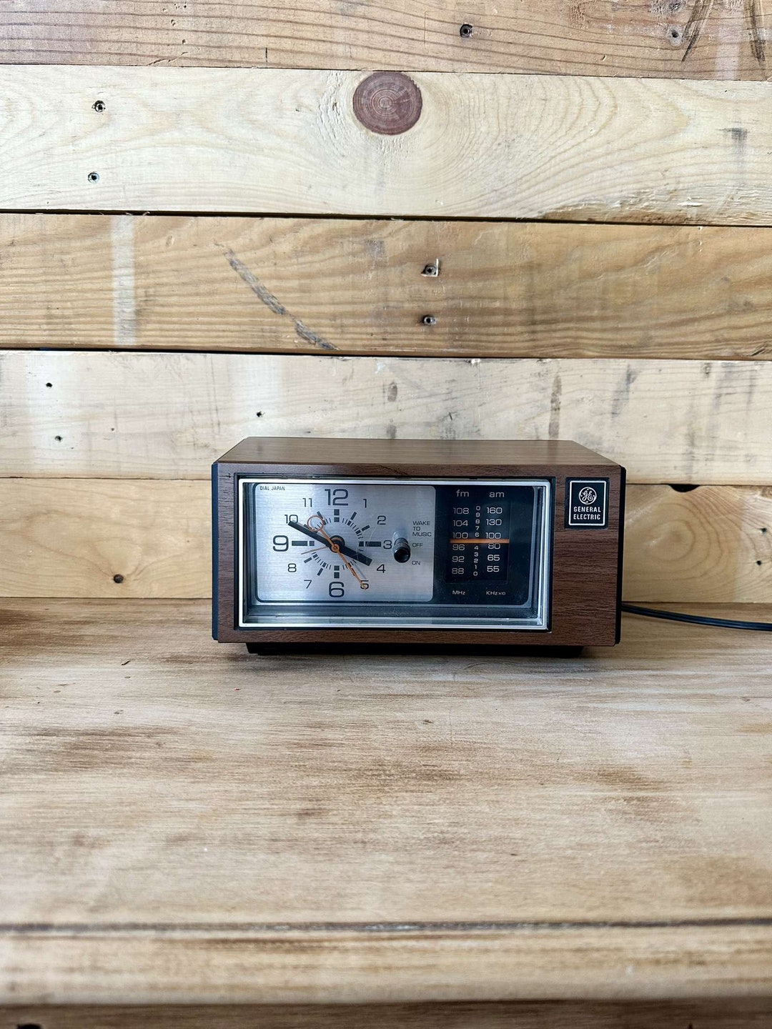 Vintage Radio Alarm Clock General Electric Clock - Etsy