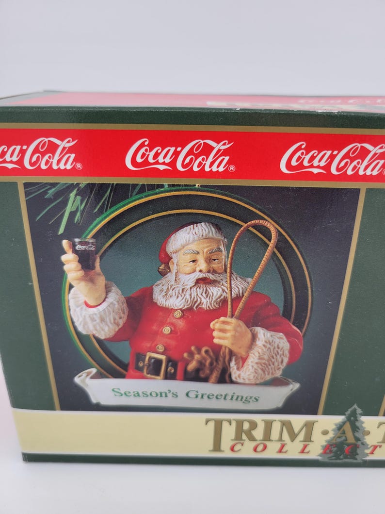 Coca Cola | Santa in Ring "season's Greeting's | Santa With Ribbon ...
