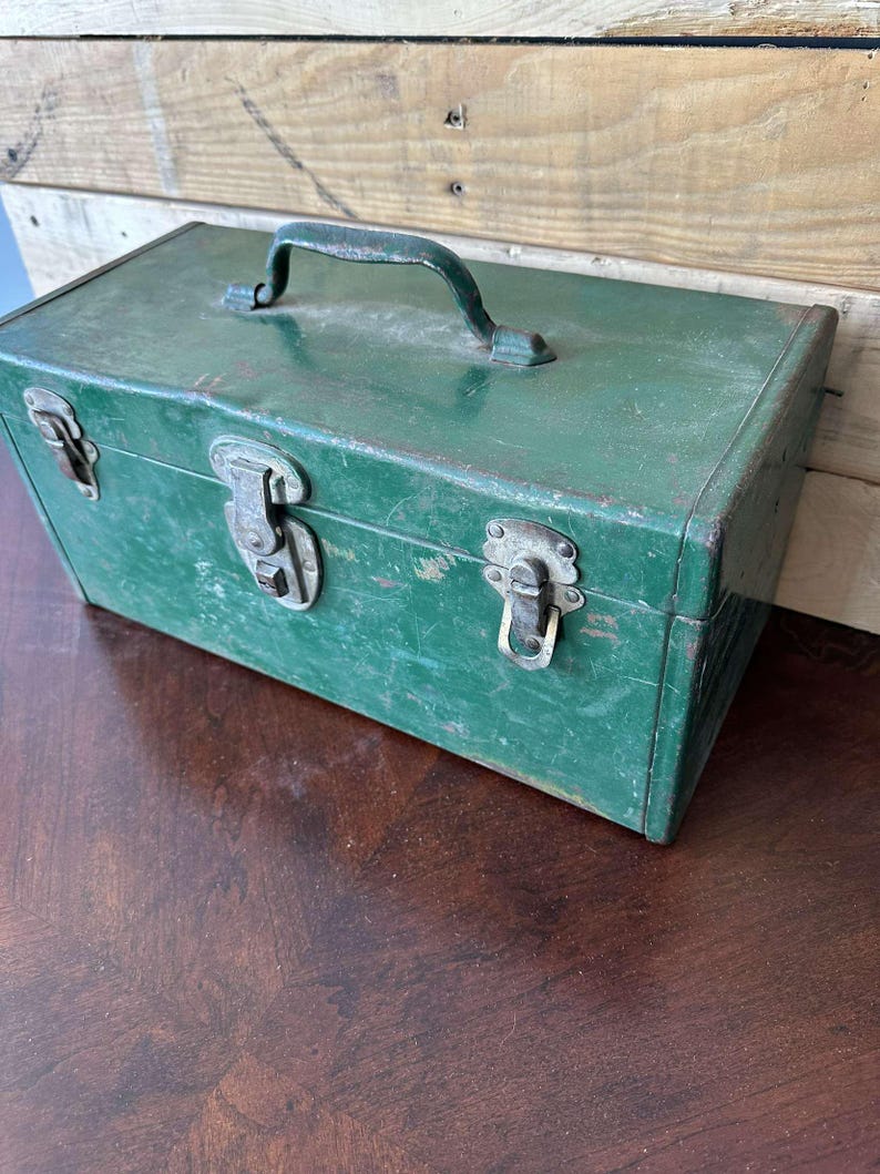 Vintage Tackle Tool Box Metal Box - Etsy