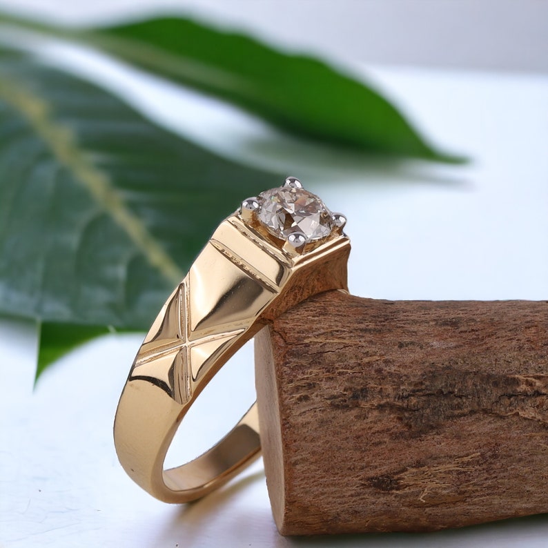 Signet 4mm Round Cut Moissanite Wedding Mens Ring, Lab Diamond ...