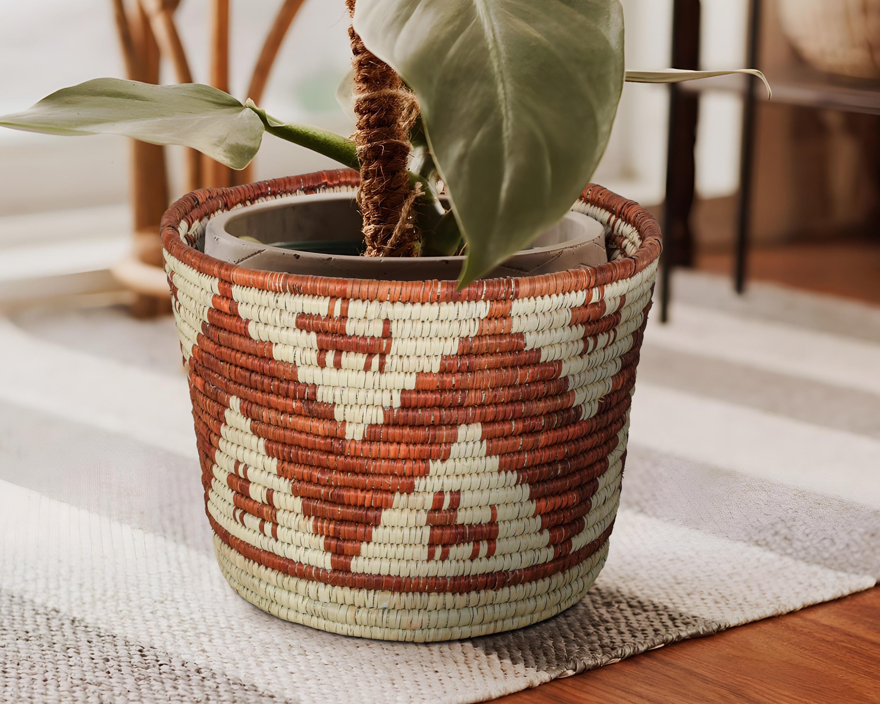 Handwoven Planter Basket, Boho Woven Plant Pot Cover, Natural Indoor ...
