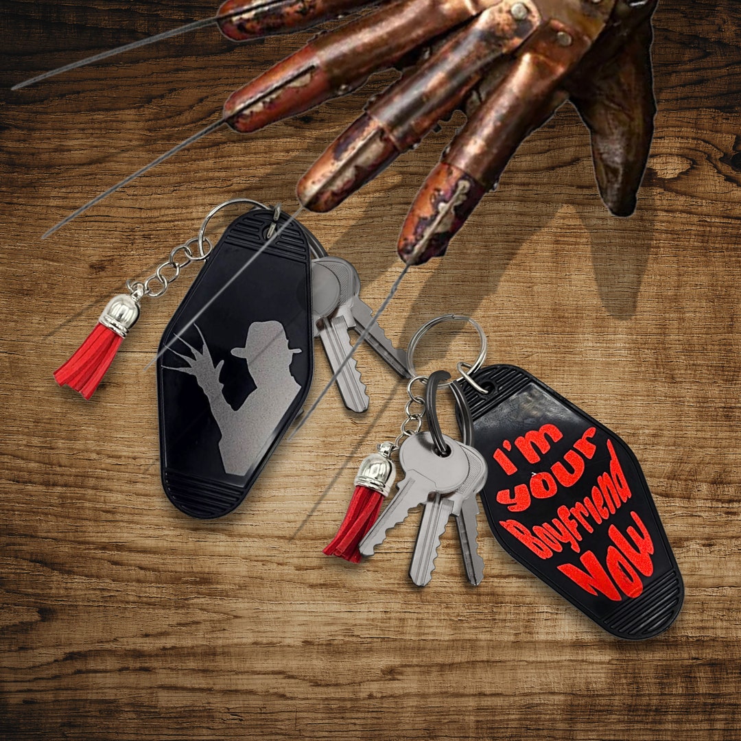 Freddy Retro Motel Keychain Holographic Nightmare Keychain Gift ...
