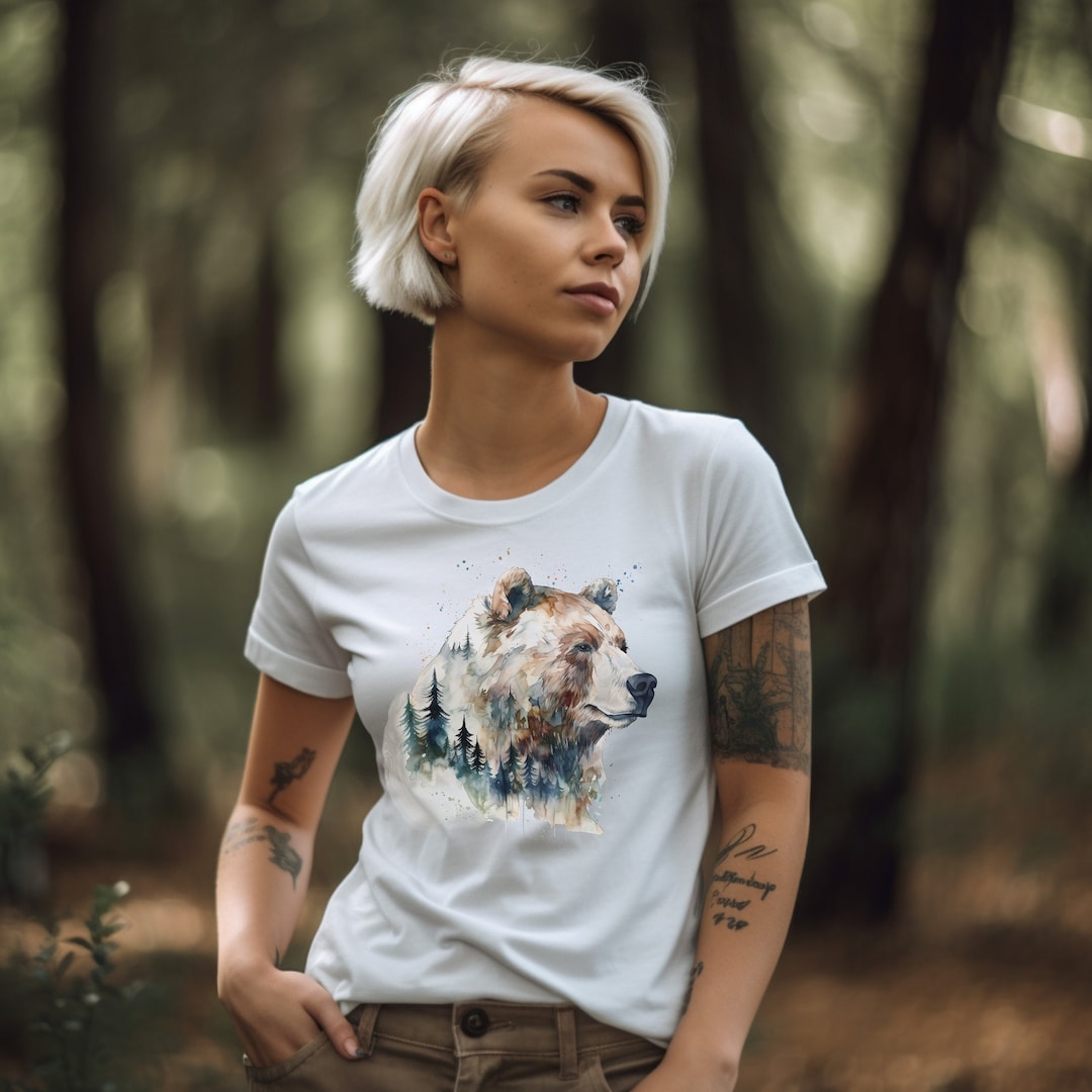 Bear Shirt Grizzly Bear T-shirt Bear in the Forest Graphic Tee Nature ...