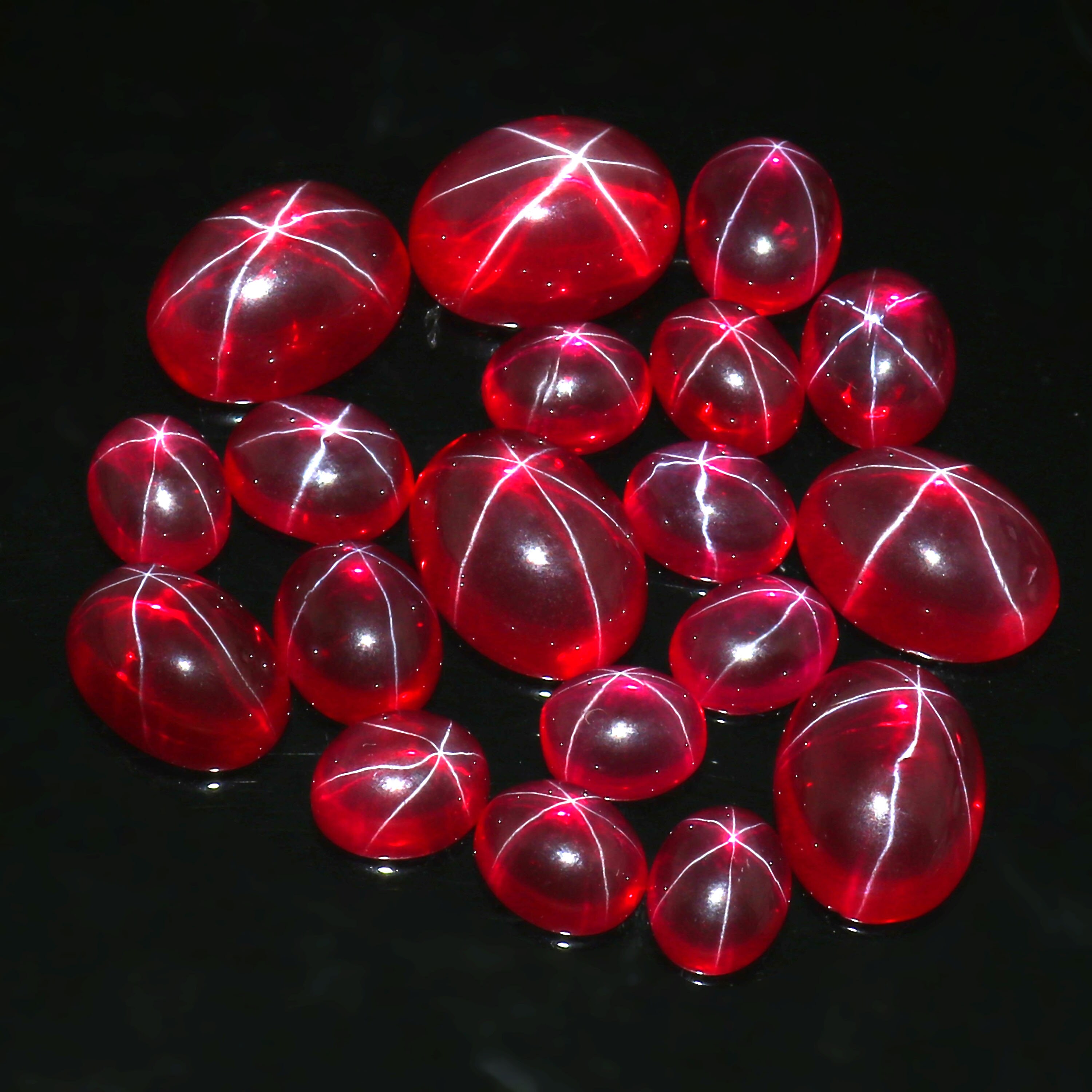 Red Star Sapphire Lindy Star Red Oval Gemstone Lindy Star Cabochon star ...