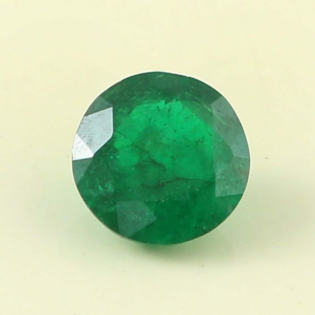0.65 Ct Natural Zambia Round Shape Emerald Cabochon, Deep Green Colour ...