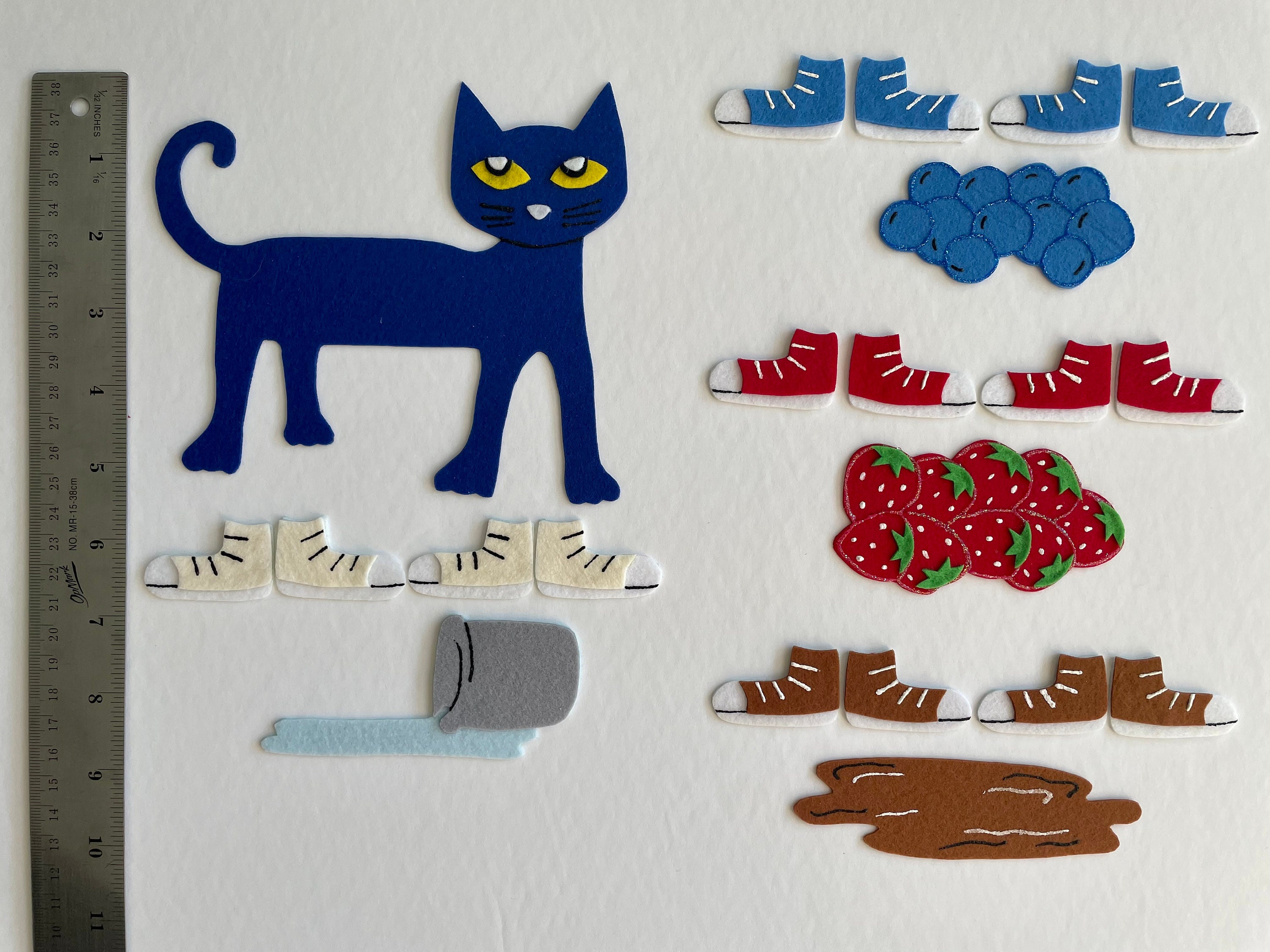 Pete The Cat I Love My White Shoes Flannel Board at Dane Lott blog